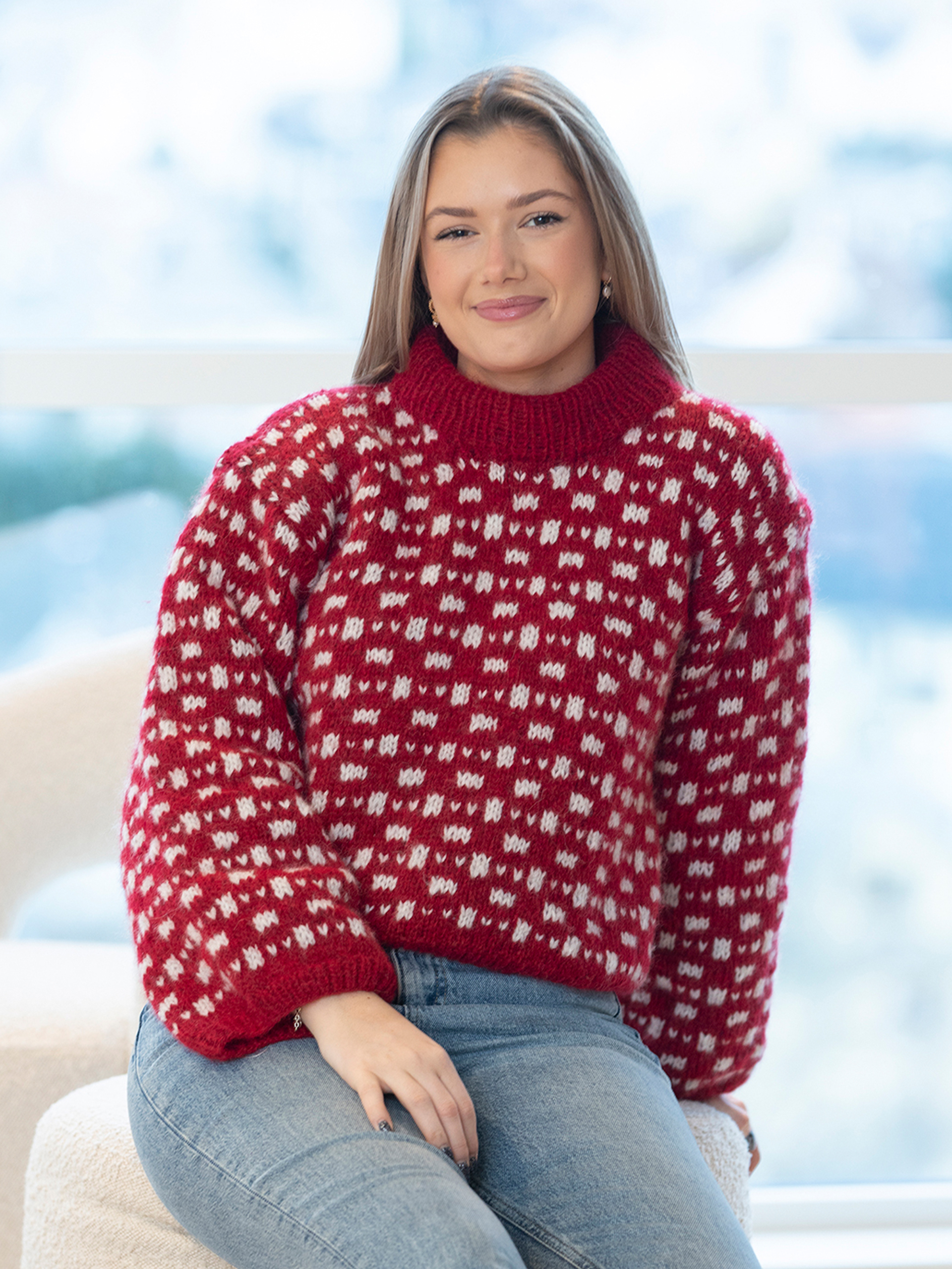 2305-12b Bryggen genser - Garnius