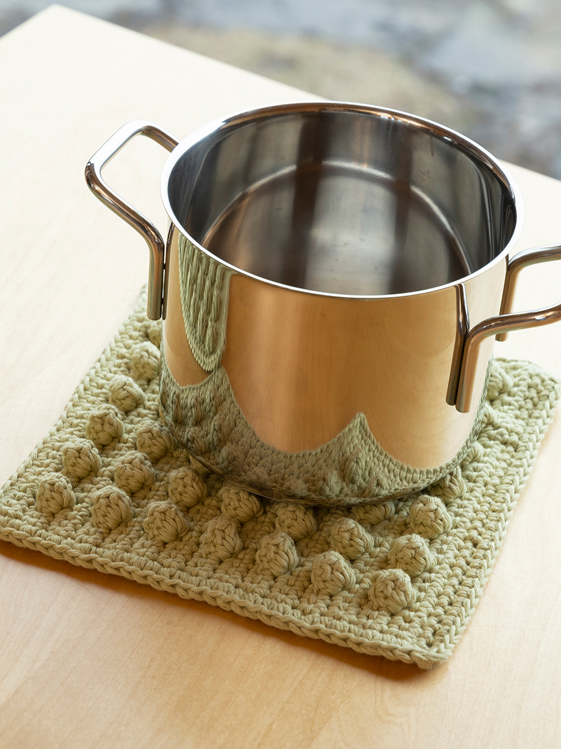 2310-04b Aviv gryteunderlag - Garnius