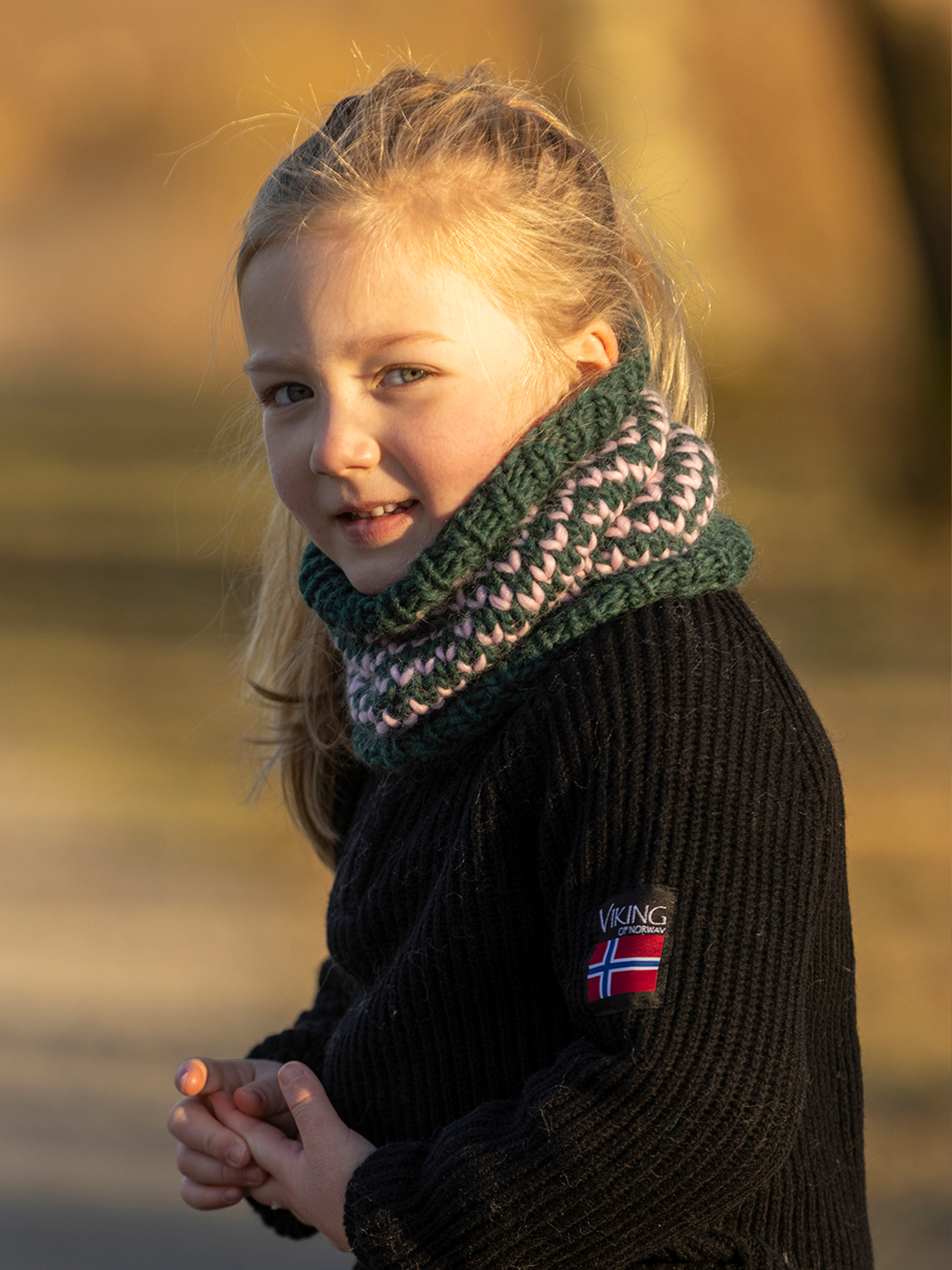 2309-06b Flokken hals barn - Garnius