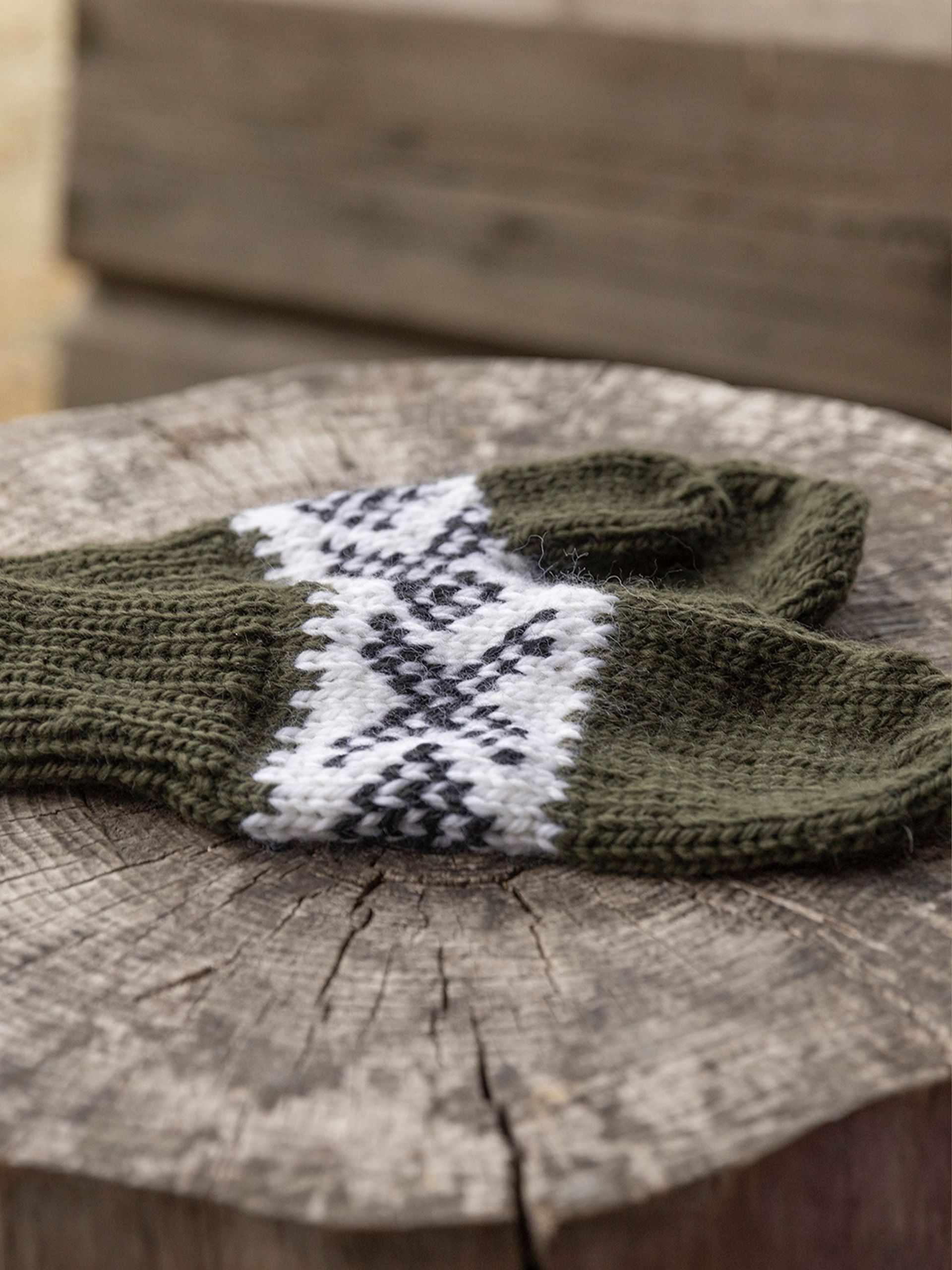 2301-18c Miranda votter - Garnius