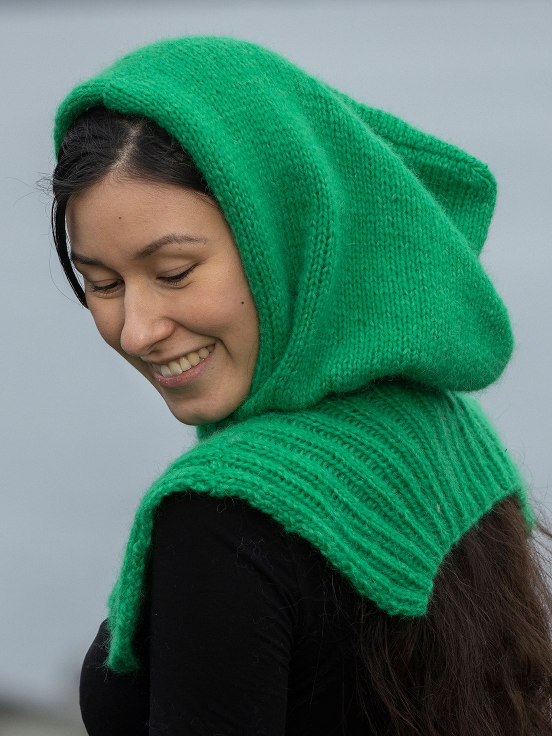 2310-07c Hood hette eplegrønn - Garnius - Garnius.dk