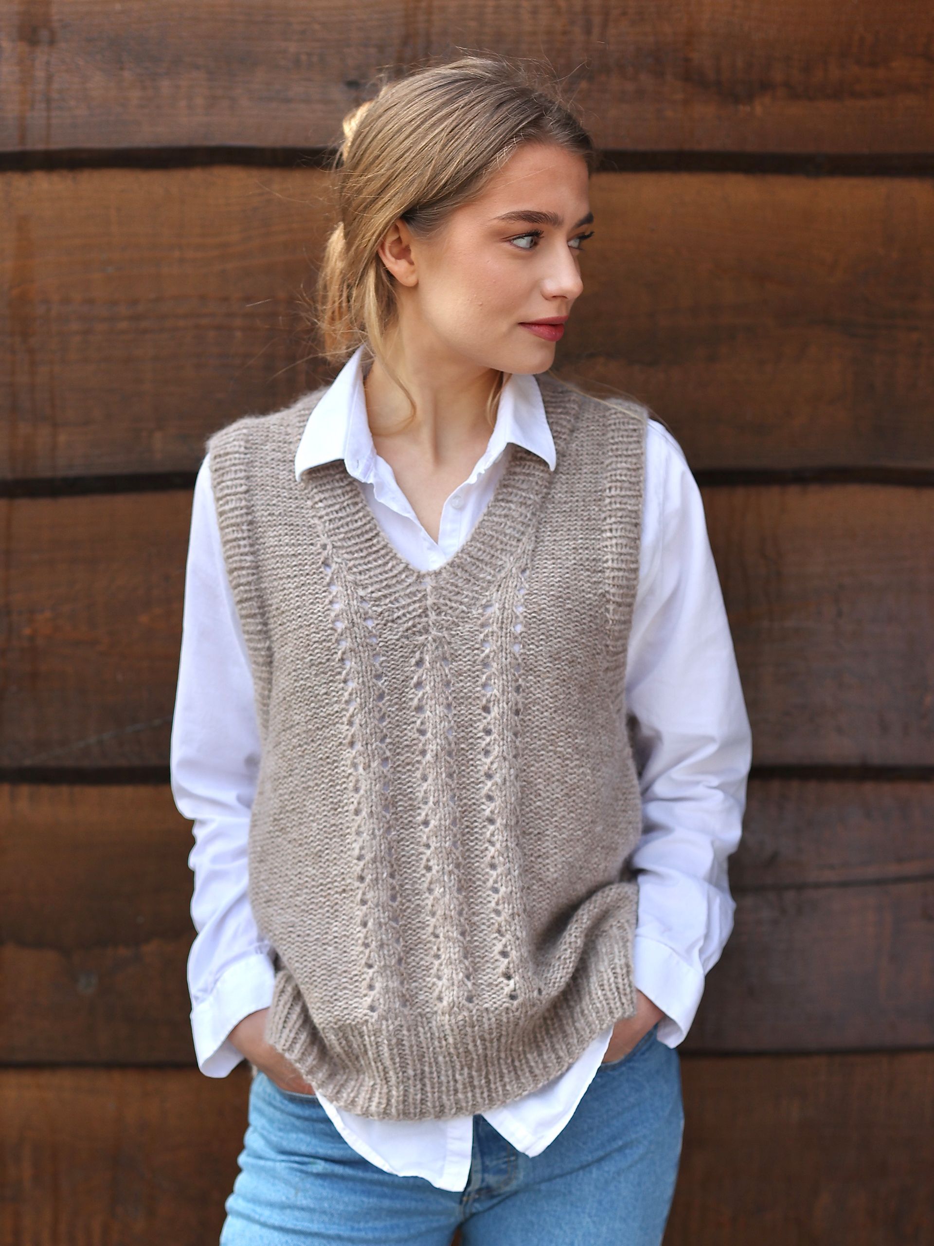 EAST Slipover beige - Garnius
