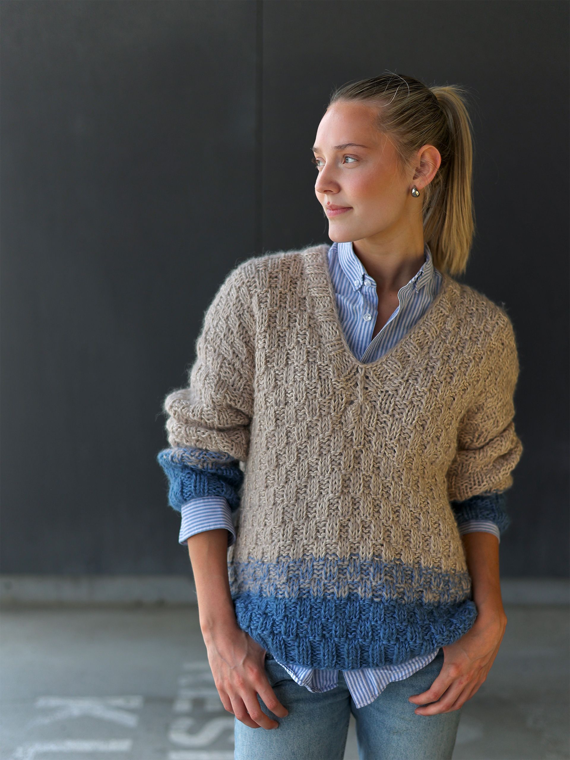 423S-09 MOON dame - Garnius