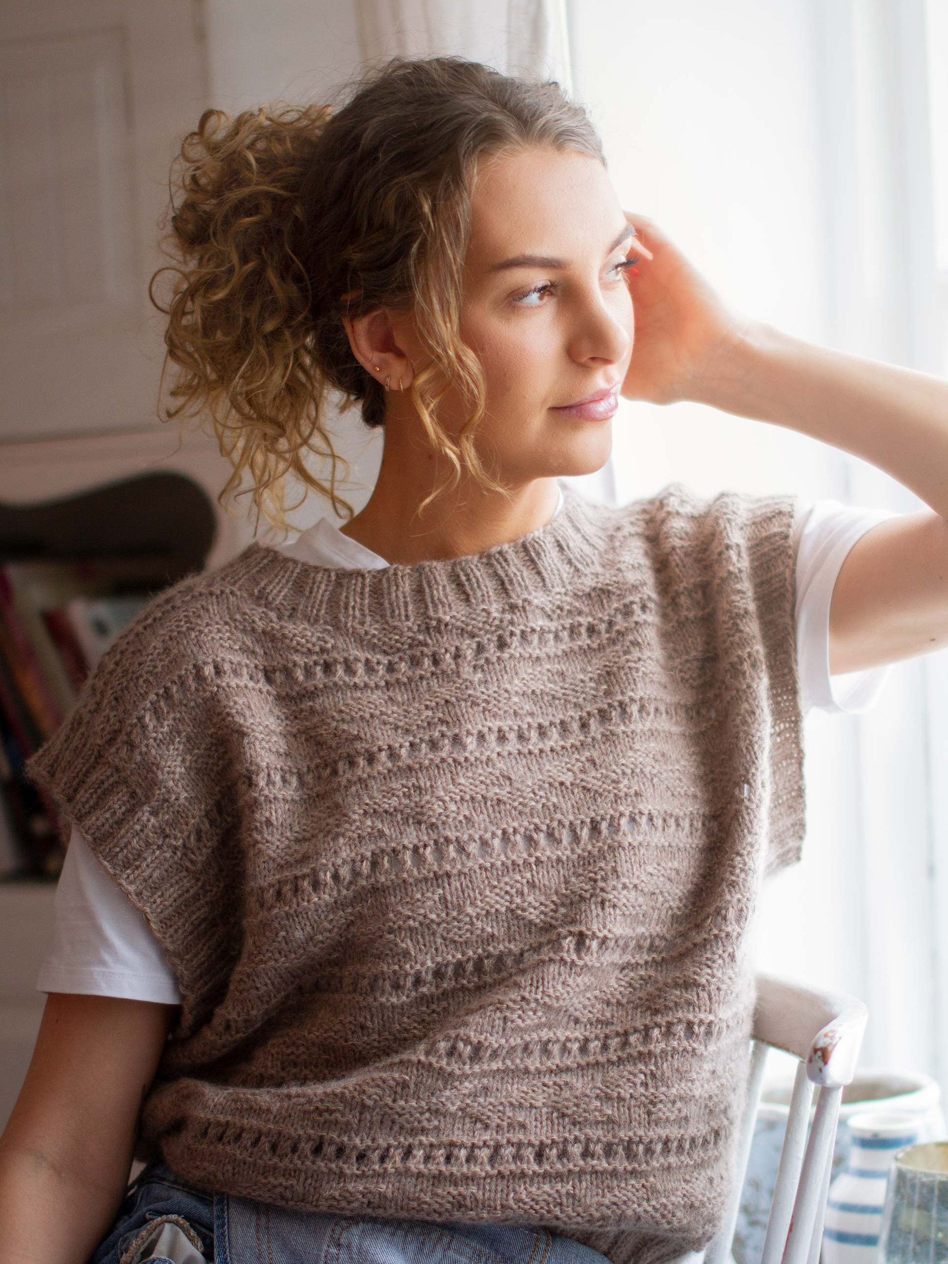 ENGLAMARK vest lys brunmeleret - Garnius