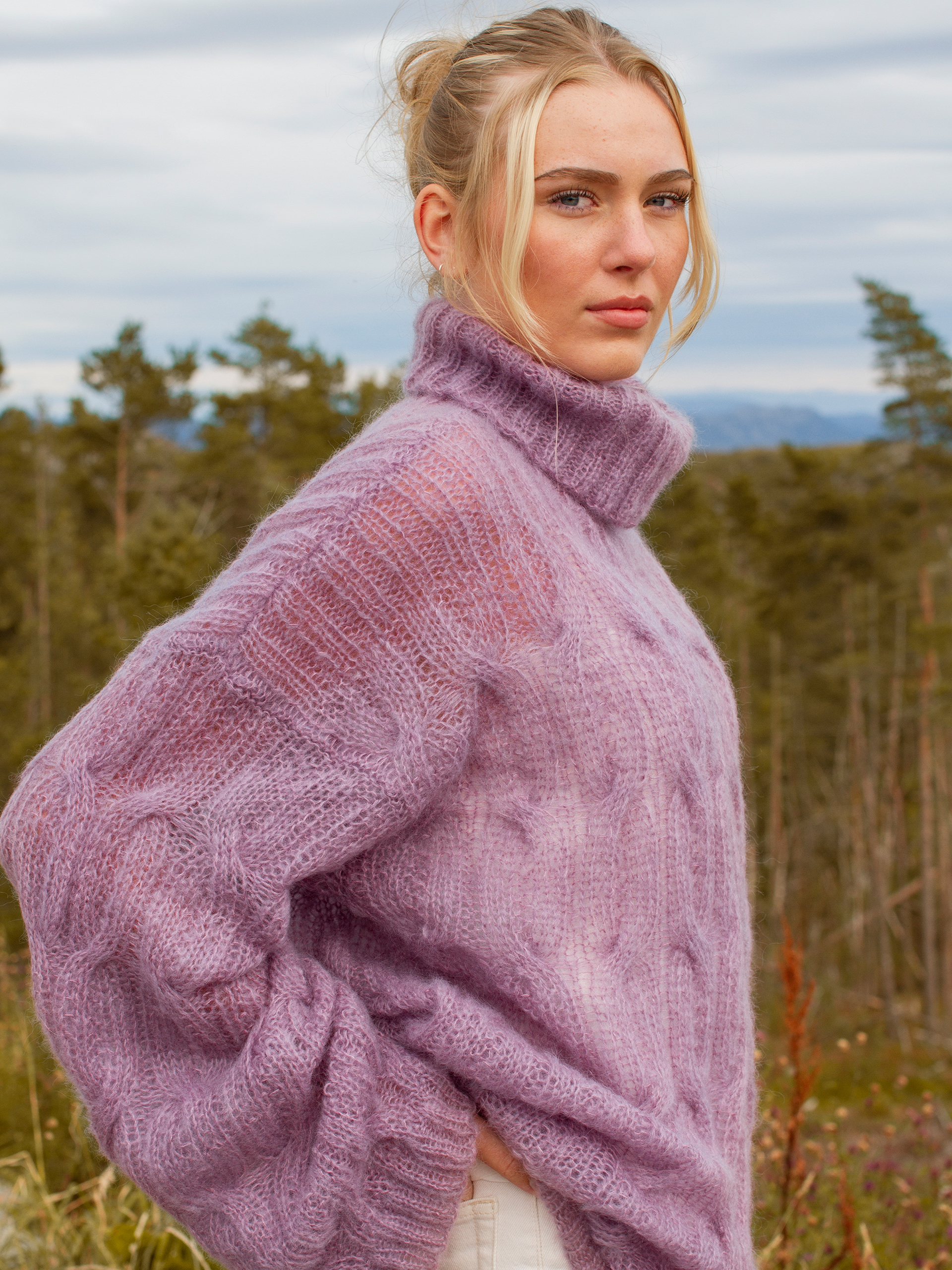 LEGATO sweater grå-lilla - Garnius - Garnius.dk