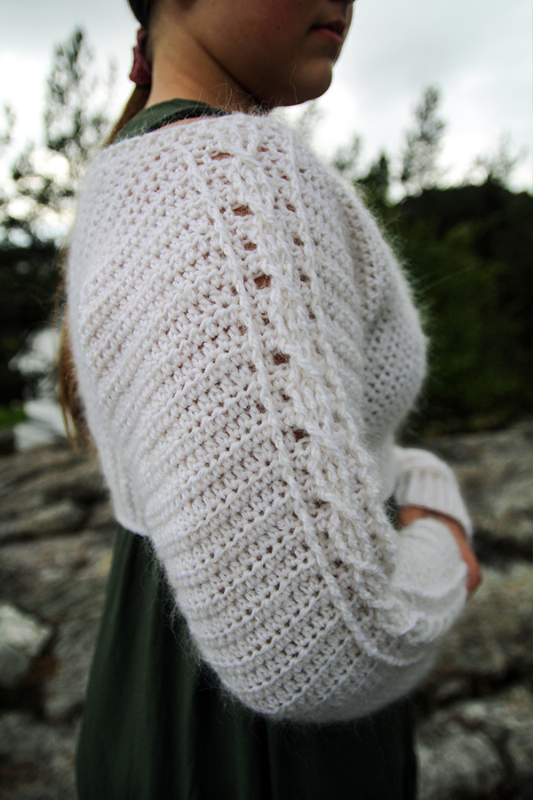 THE BASIC sweater blå - Garnius - Garnius.dk